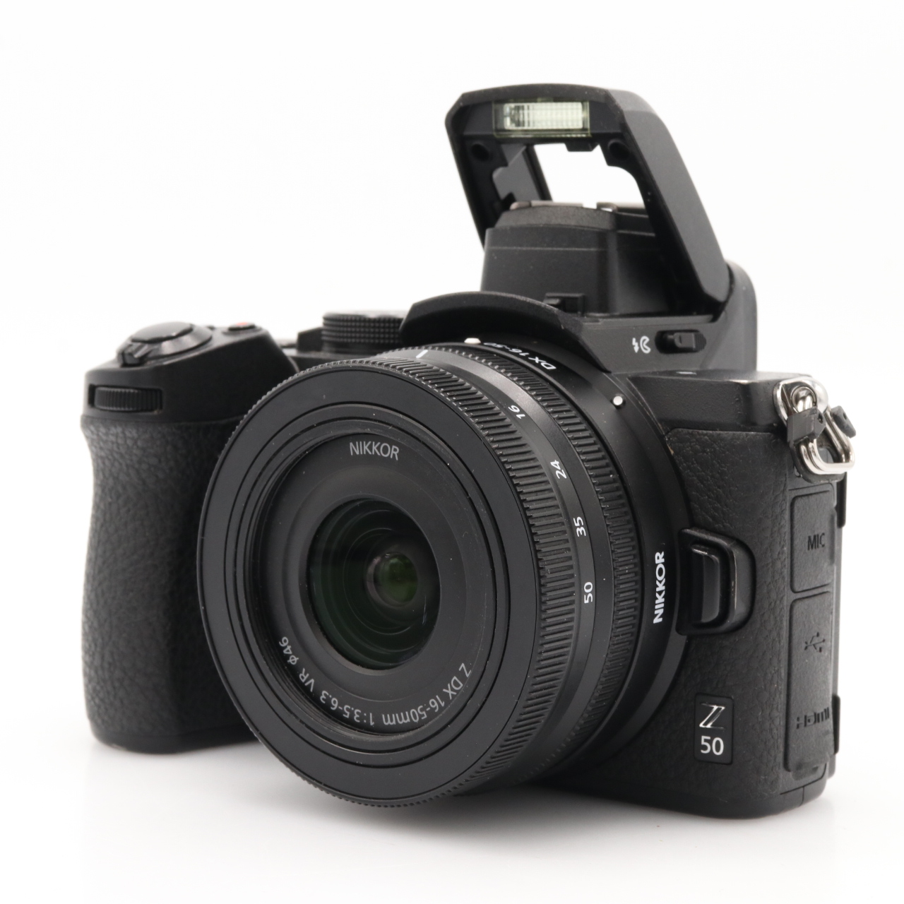 Nikon Z50 body zwart + Nikkor Z DX 16-50mm F/3.5-6.3 VR occasion